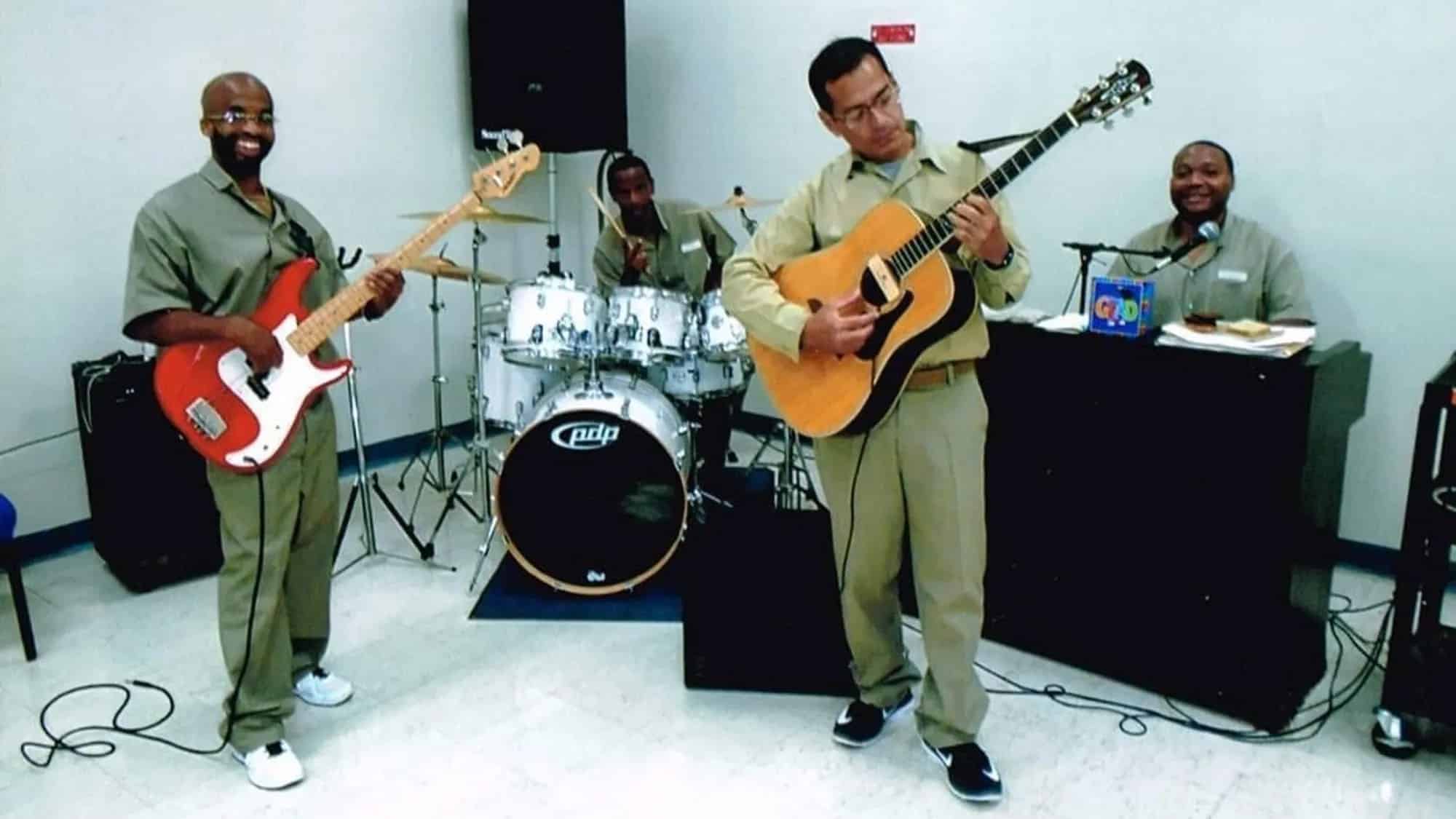 Edwin Rubis "Celebrates" His 25th Birthday in Prison And He's Asking ...